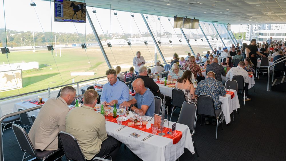 Christmas at the Races - 12 December 2025 | Alexandra Park