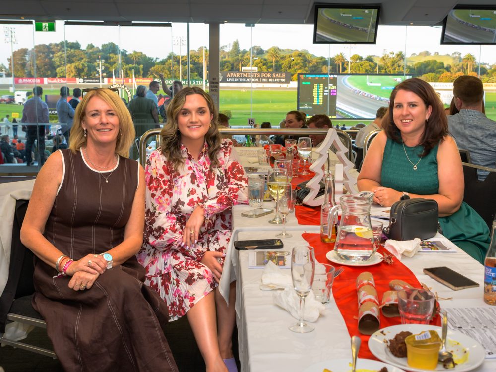 Christmas at the Races - 12 December 2025 | Alexandra Park