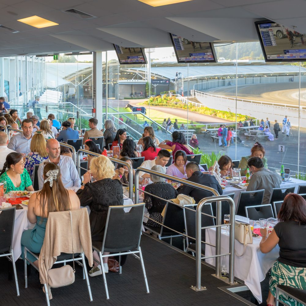 Christmas at the Races - 12 December 2025 | Alexandra Park
