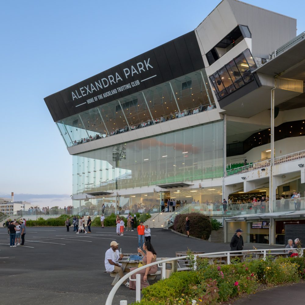 Christmas at the Races - 12 December 2025 | Alexandra Park
