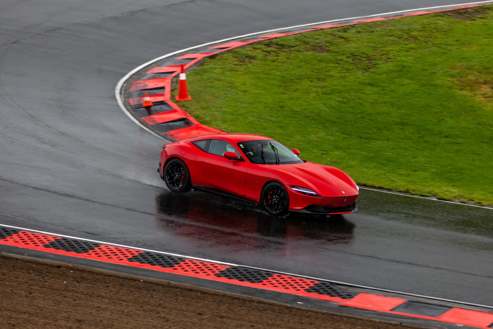 Esperienza Ferrari 296 GTB Track Event | Continental Cars