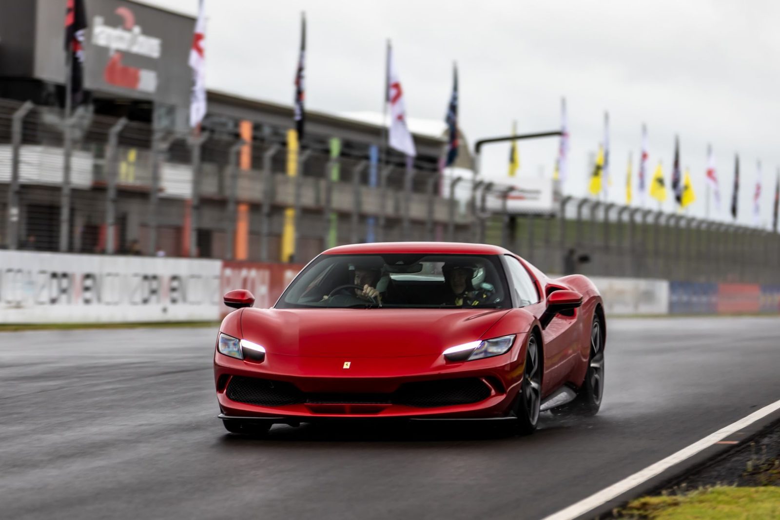 Esperienza Ferrari 296 GTB Track Event | Continental Cars