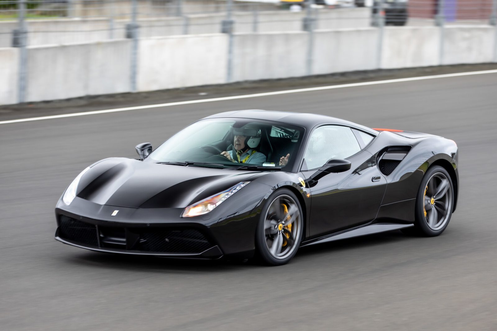 Esperienza Ferrari 296 GTB Track Event | Continental Cars